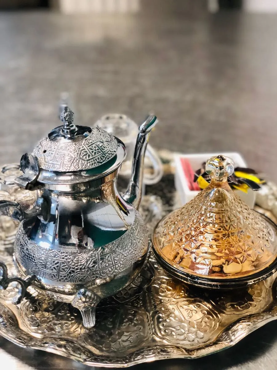 How can I have Moroccan tea in Muscat? - Source Restaurant
